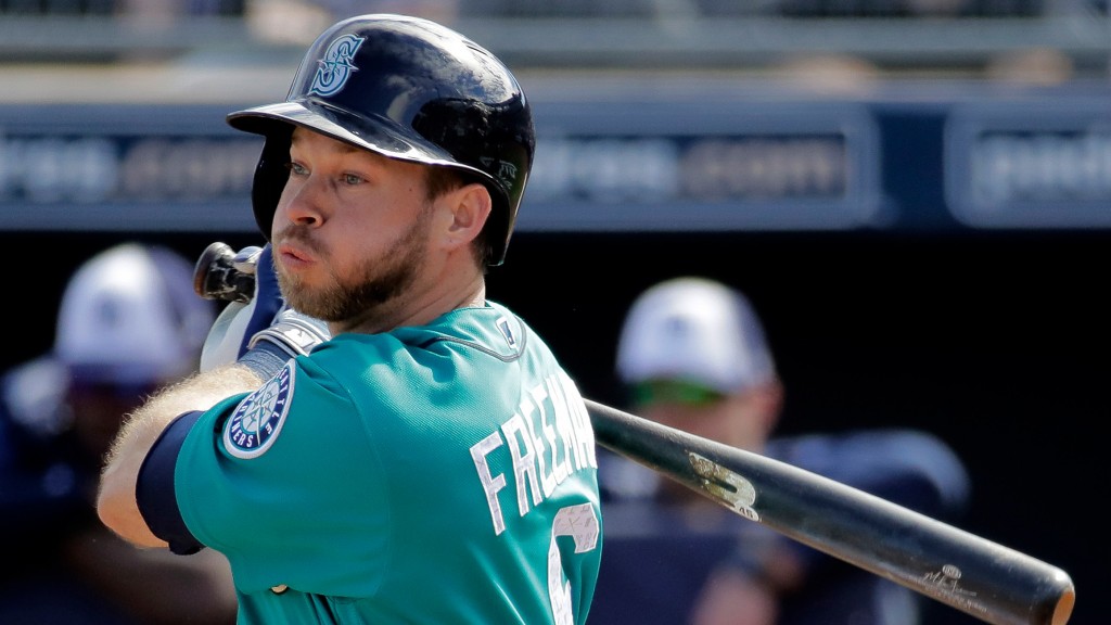 Mariners' Mike Freeman clears waivers, outrighted to Triple-A