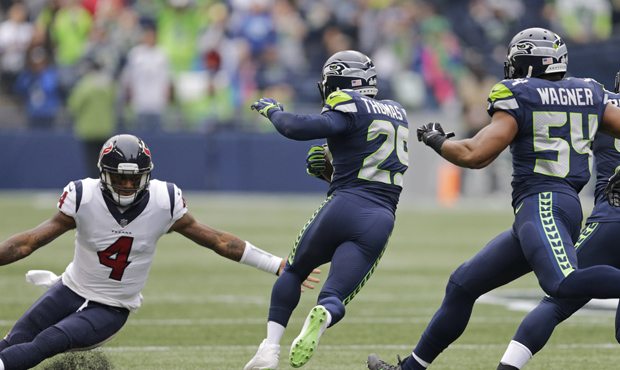 Pete Carroll: Seahawks safety Earl Thomas has slight hamstring pull