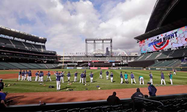 Rick Rizzs takes us back to his first opening day as Mariners' sportscaster