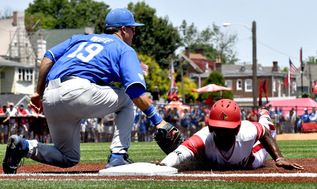 Mariners use 2nd-round MLB Draft pick on Louisville OF Josh Stowers ...