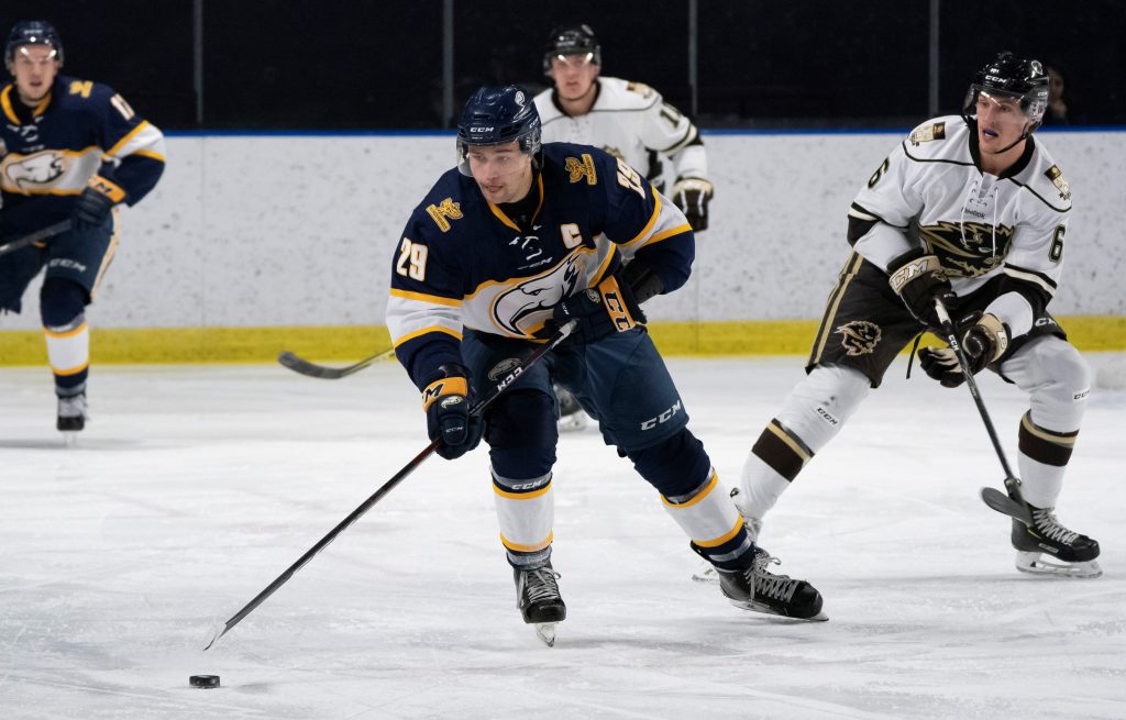 Former Thunderbirds Jerret Smith and Rylan Toth flying high with UBC ...