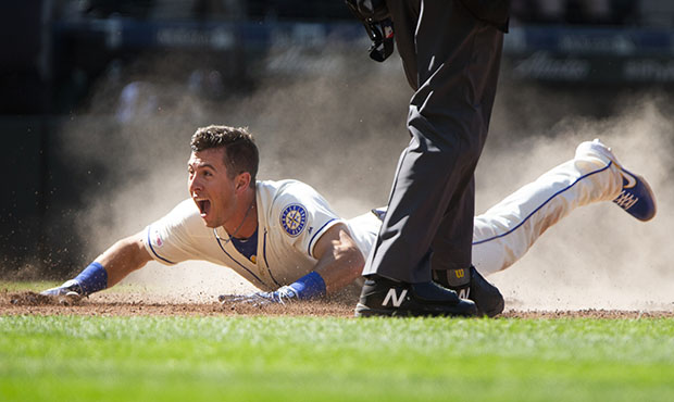 Mariners Takeaways: Dylan Moore's bat puts him in line for 2B job