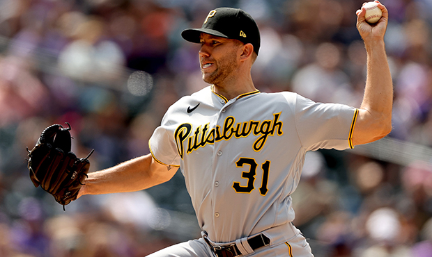 Mariners trade 2 prospects for veteran Pirates starter Tyler Anderson