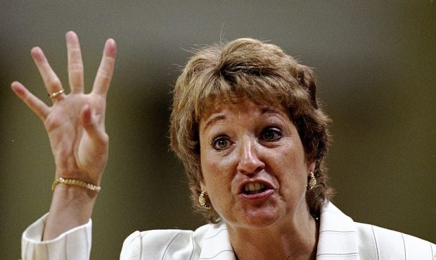 June Daugherty, former WSU and UW Huskies hoops coach, dies at 64