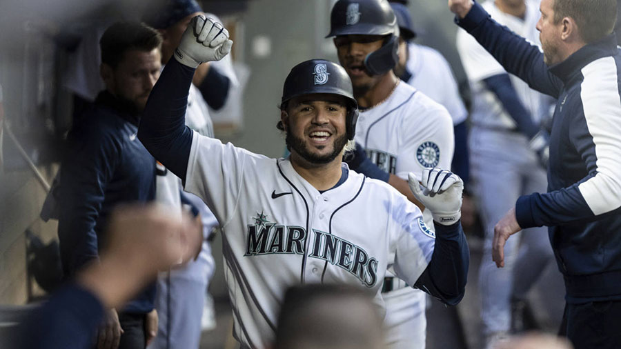 Homers from Suárez, France lift Mariners past Twins 5-0