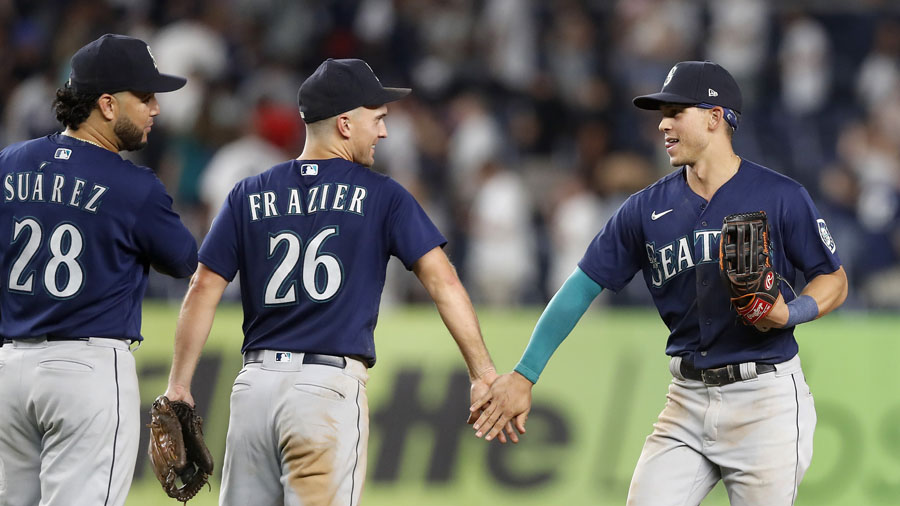 Haggerty hits pinch homer, Mariners hang on to beat Yanks 8-6 - Seattle ...