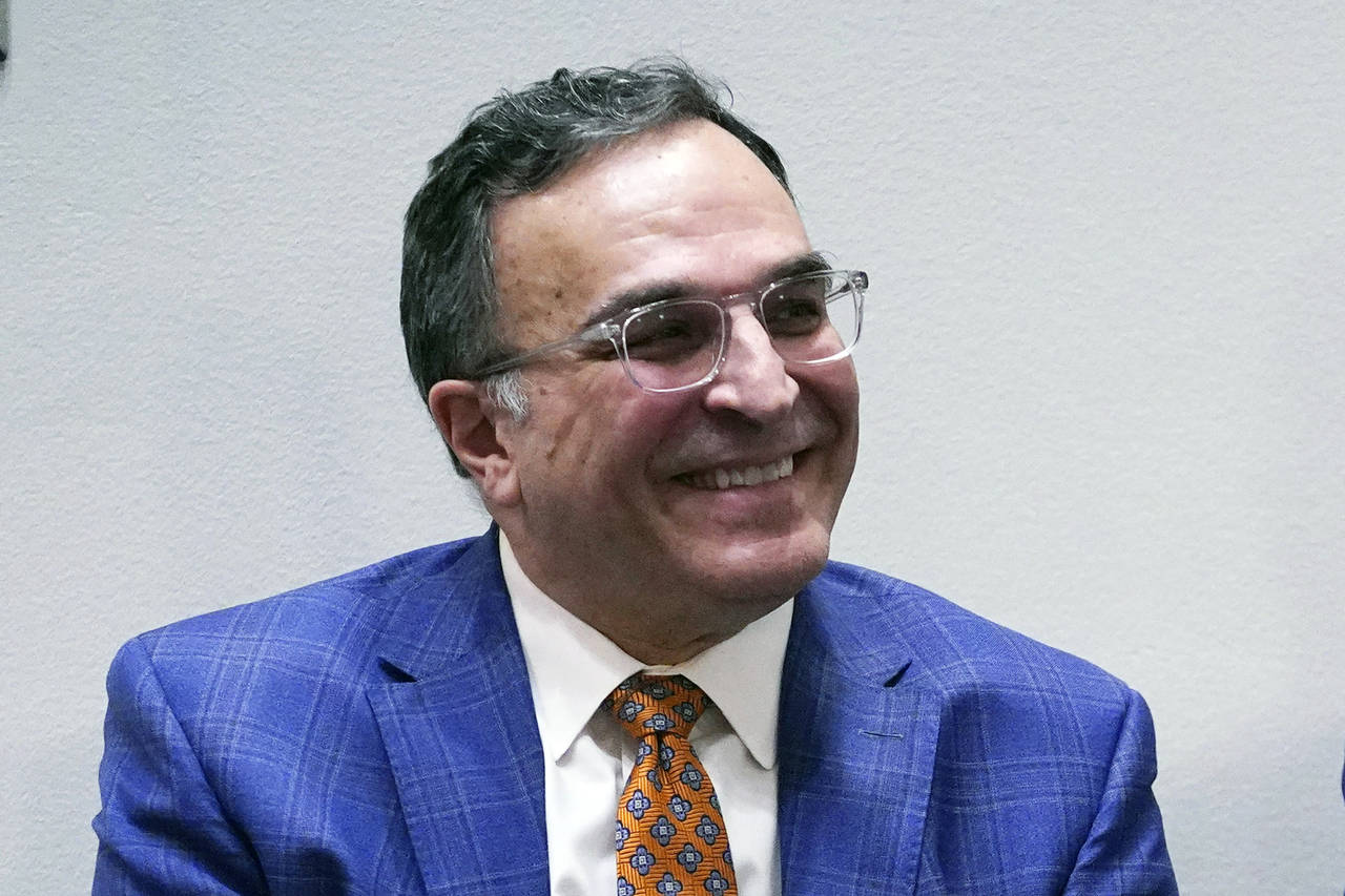 Bears President Ted Phillips to retire at end of season