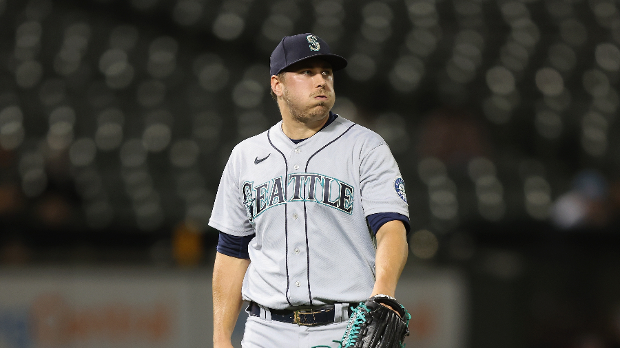 Torrens homers but Mariners stumble again, lose to A's 2-1