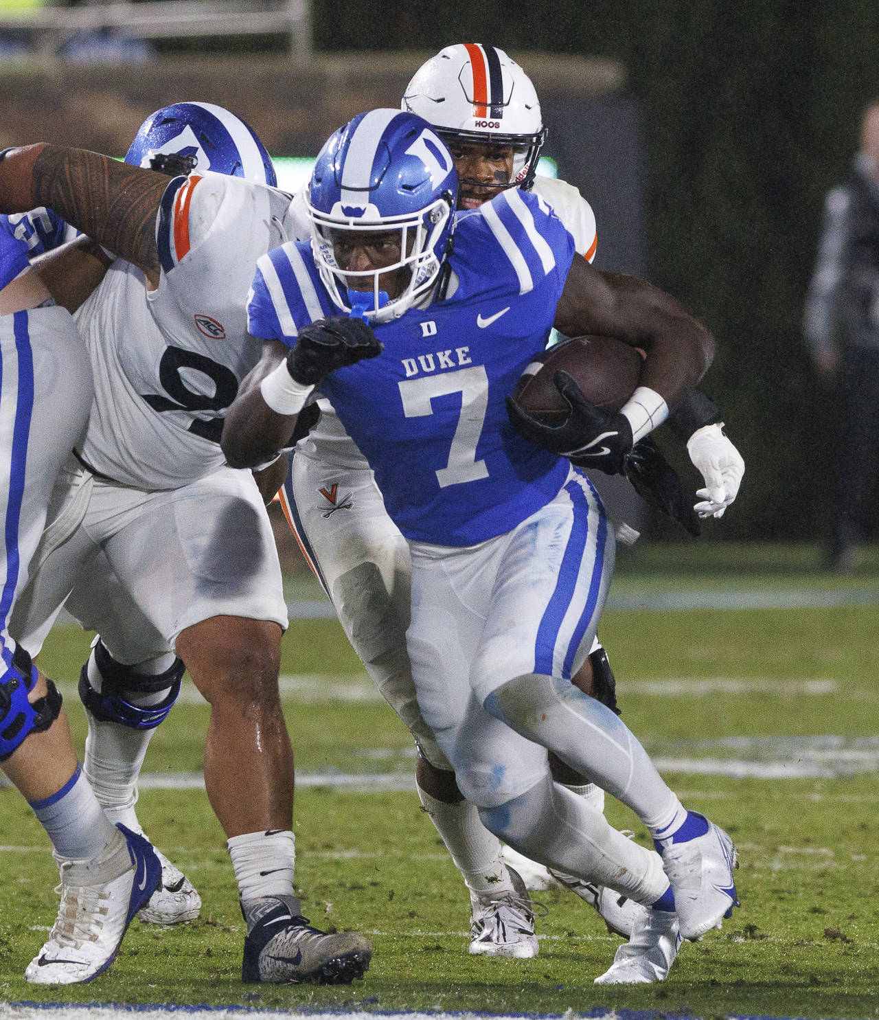 Duke snaps 13-game ACC skid, beats Virginia 38-17