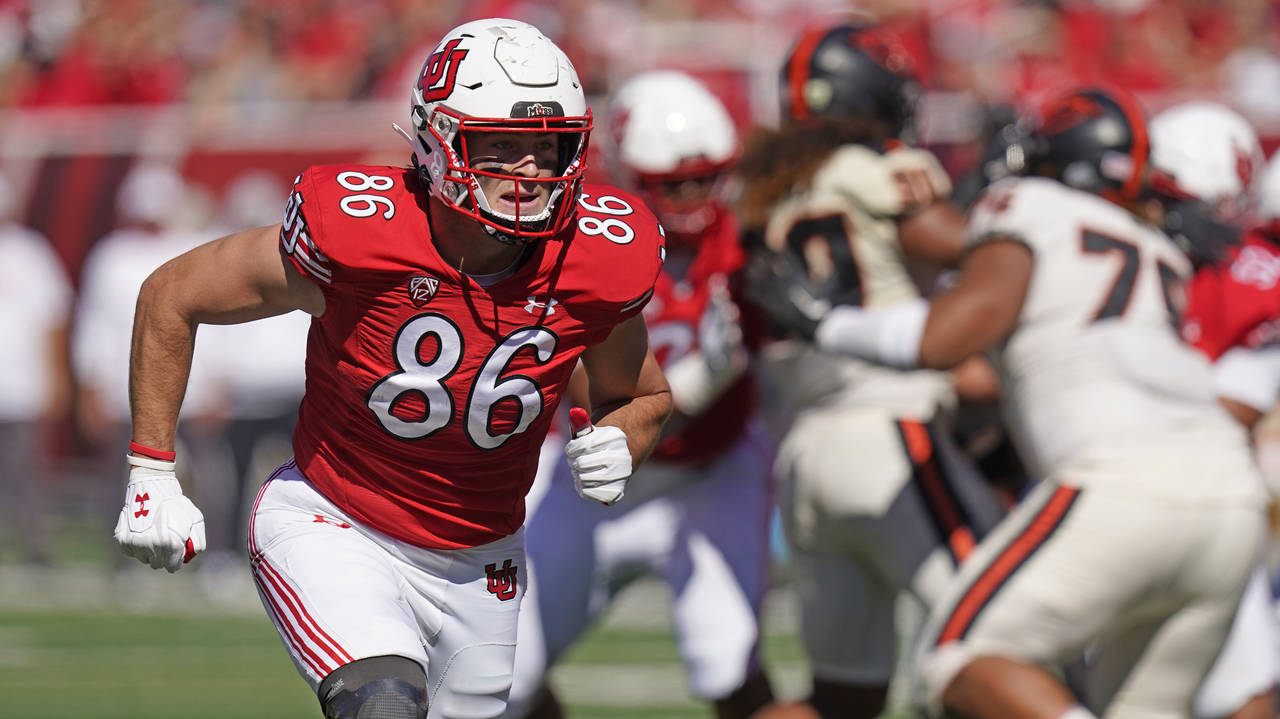 Rising's 3 TD passes lead No. 12 Utes past Beavers, 42-16 - Seattle Sports