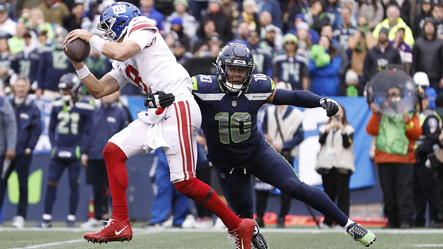 Bumpus: Why Uchenna Nwosu is Seahawks' most reliable defender