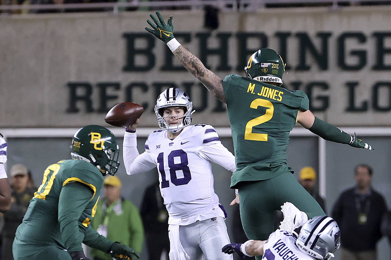Super sub Howard leads No. 23 K-State to 31-3 rout of Baylor