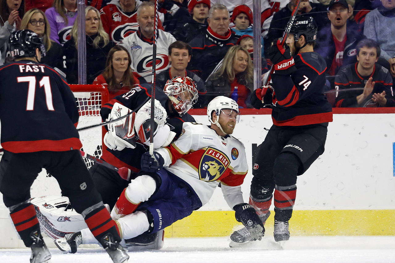 Raanta's 2nd straight shutout helps Hurricanes beat Panthers