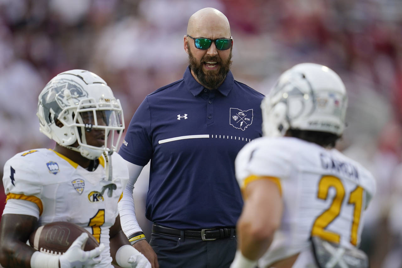 AP Source: Kent State's Lewis joining Sanders at Colorado - Seattle Sports