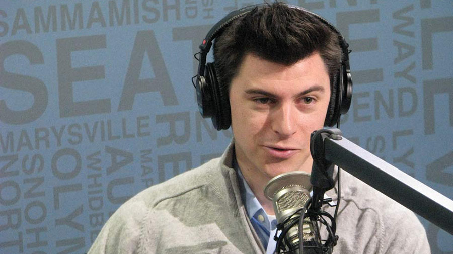 Mariners PxP Aaron Goldsmith stays in Seattle after Cards rumors