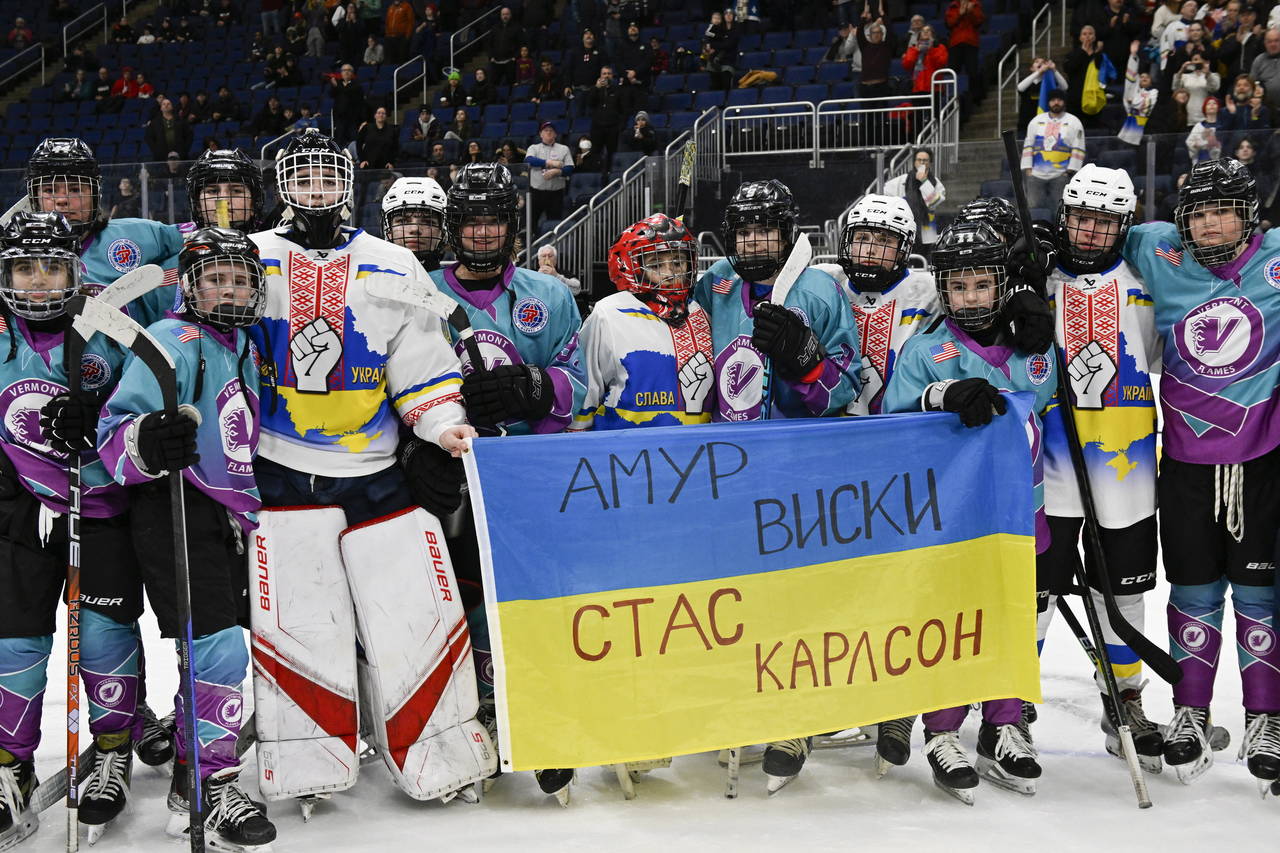 Ukraine peewee hockey team knocked out of tournament