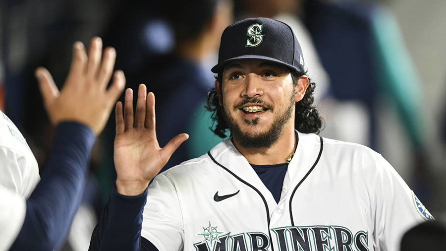 Mariners fireballer Andrés Muñoz brings more than just new pitch into '23