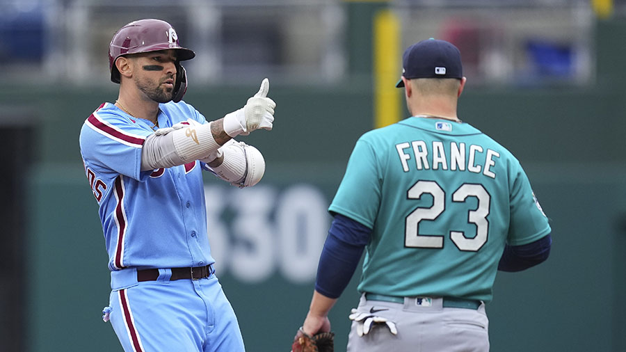 Kirby strong but Seattle Mariners' offense comes up empty in loss to Philly