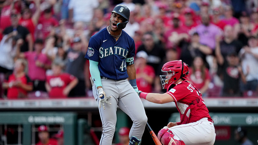 Wild-card chasing Reds beat 1st-place Seattle Mariners 6-3 - Seattle Sports