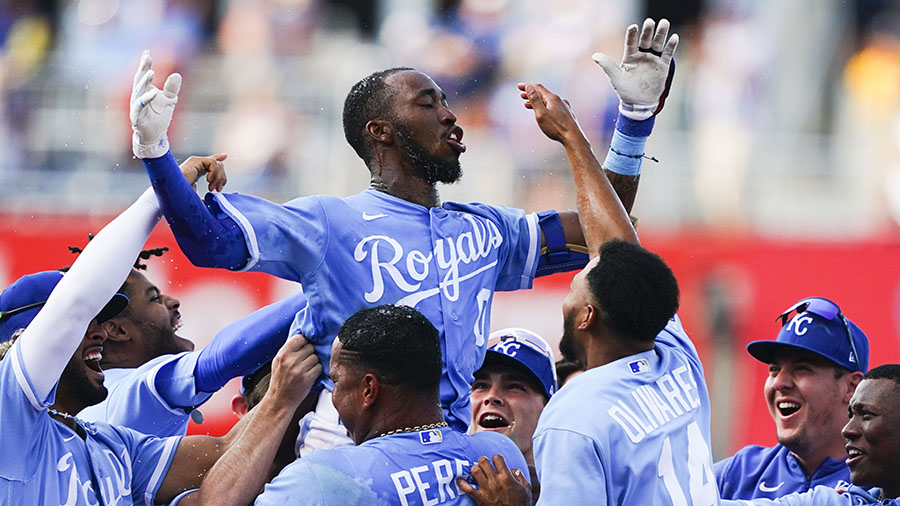 Seattle Mariners add speedy Samad Taylor to fill out 40-man roster