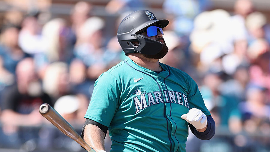 Mariners' Rowdy says 'I'm not interesting' – we beg to differ