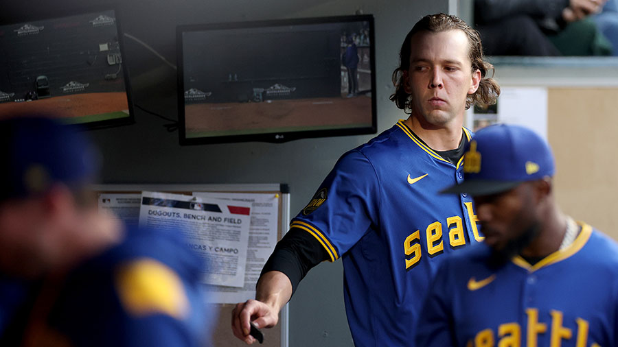 Seattle Mariners' Logan Gilbert exits game early with injury